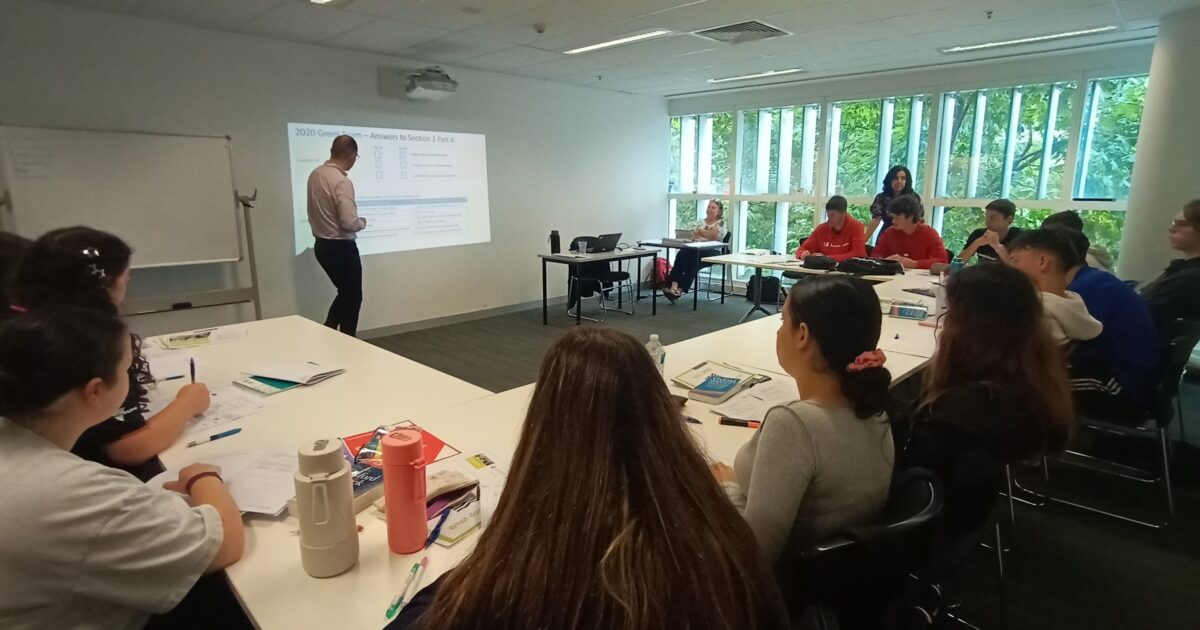 VCE Summer School | Greek Community of Melbourne